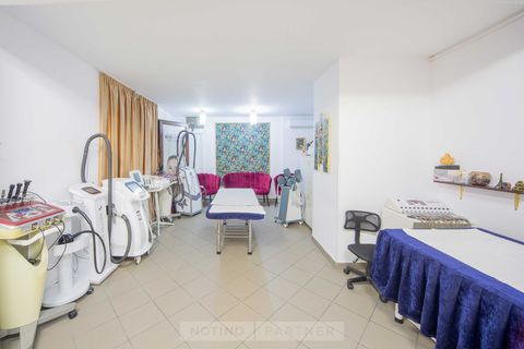 Discret Salon București | Notino салони
