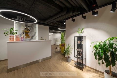 Studio Figura Praha Karlín Praha | Notino Salony