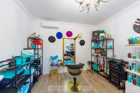 Gabriela Dima Hair Studio București | Notino Salony