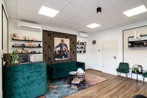 Shēdo Hair Salon - Soós Viktória Petra Debrecen | Notino салони