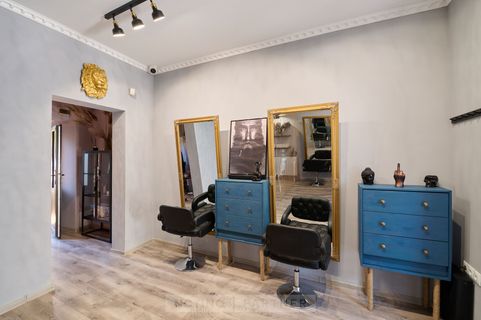 23 Society Hair Studio Brașov | Notino салони