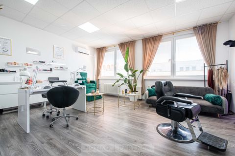 Michaela Nails Topoľčany | Notino салони